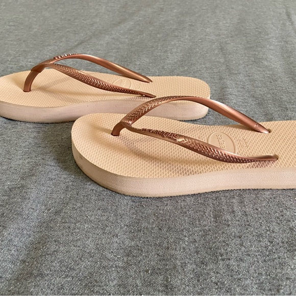 Havaianas | Shoes | Havaianas Slim Platform Flip Flops In Rose Gold ...